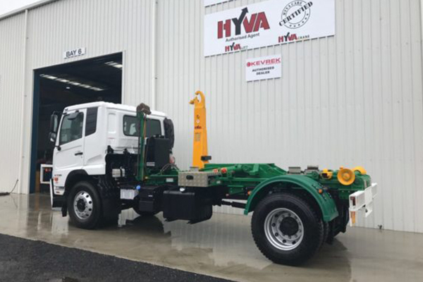 Hyva Hook Loader 09-45S | LVTC Transport Equipment